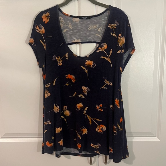 Max Jeans | Tops | Max Jeans Navy And Peachcoral Floral Design Top ...